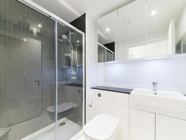 3 Bed Flat, Hurlock Heights, SE17