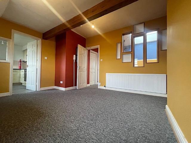 3 Bed Flat, Hampton Road, BS6