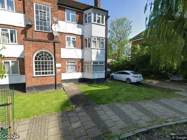 3 Bed Flat, High Mead, HA1