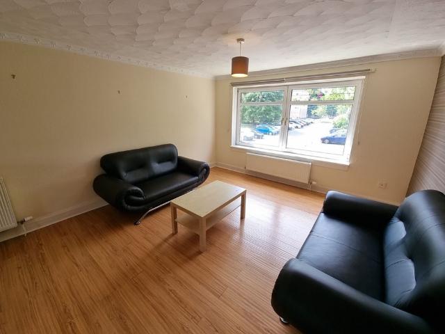 3 Bed Flat, Hmo Licenced Mcaslin Court, G4