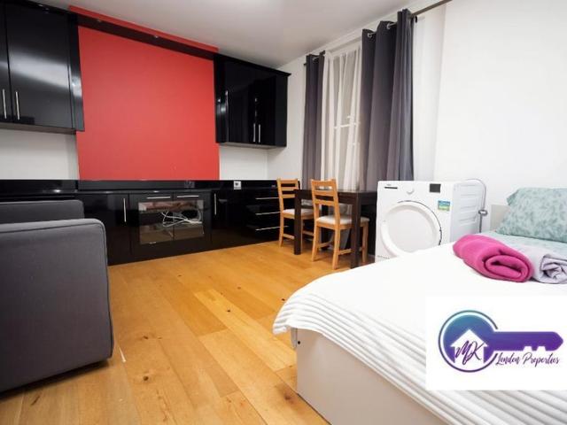 3 Bed Flat in Camden Town Available from July