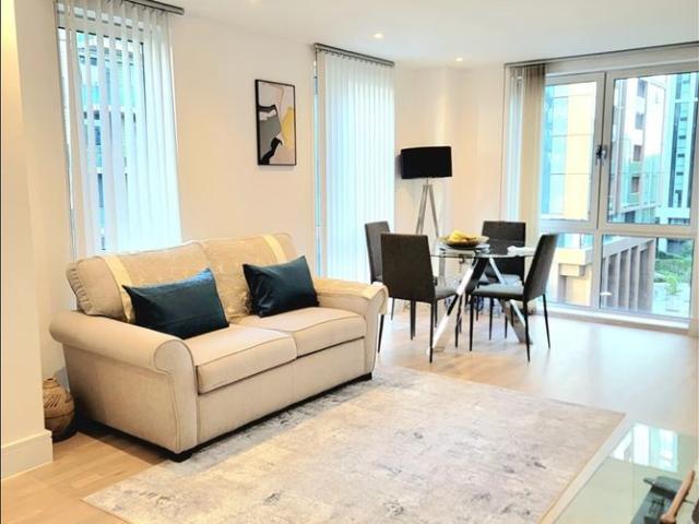 3 Bed Flat, Indescon Square, E14