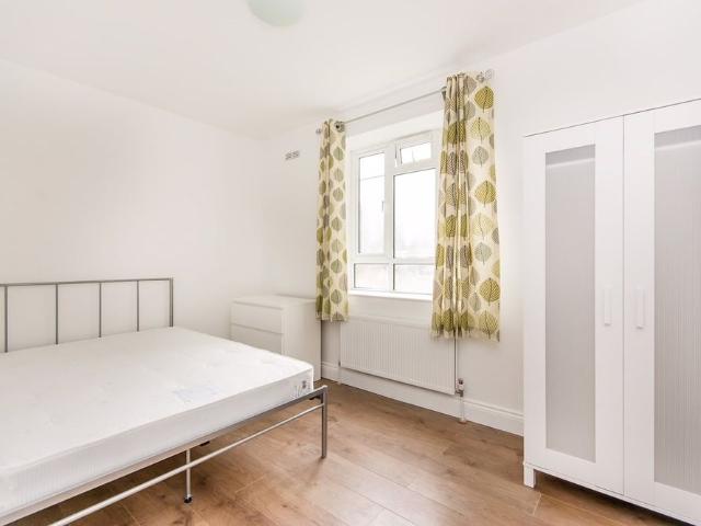 3 Bed Flat, India Way, W12