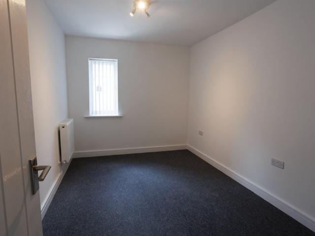 3 Bed Flat, Kingsway Avenue, BS15