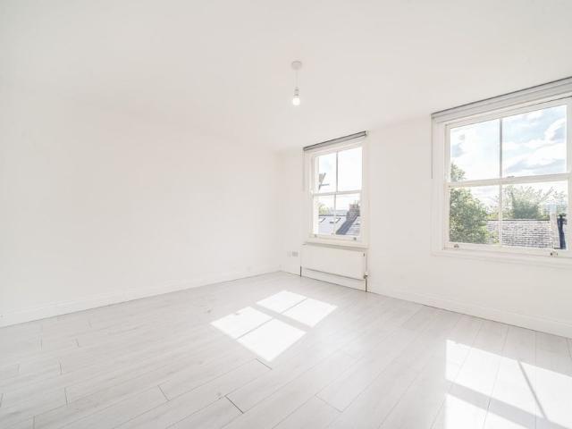 3 Bed Flat, Latimer Road, W10