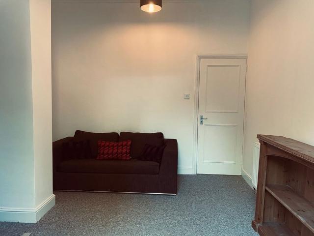 3 Bed Flat, Lilford Road, SE5
