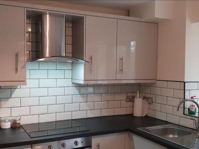 3 Bed Flat, Lockett Gardens, M3