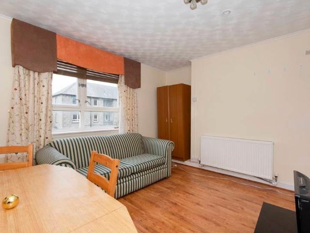 3 Bed Flat, Powis Circle, AB24