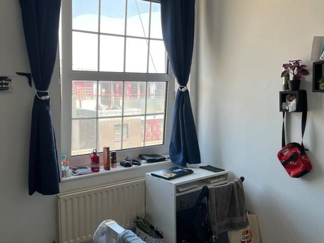 3 Bed Flat, Quaker Street, E1