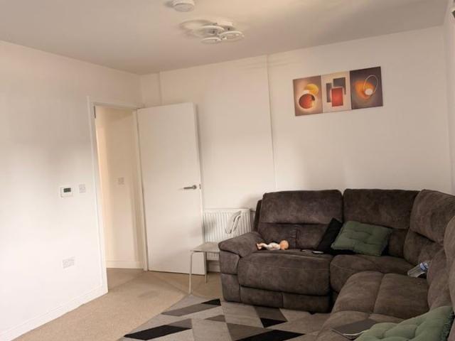 3 Bed Flat, Ridgeway House, SE15
