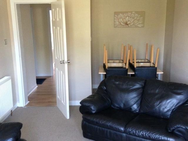 3 Bed Flat, Roebank Street, G31