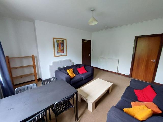 3 Bed Flat, Sunnybank Road, AB24
