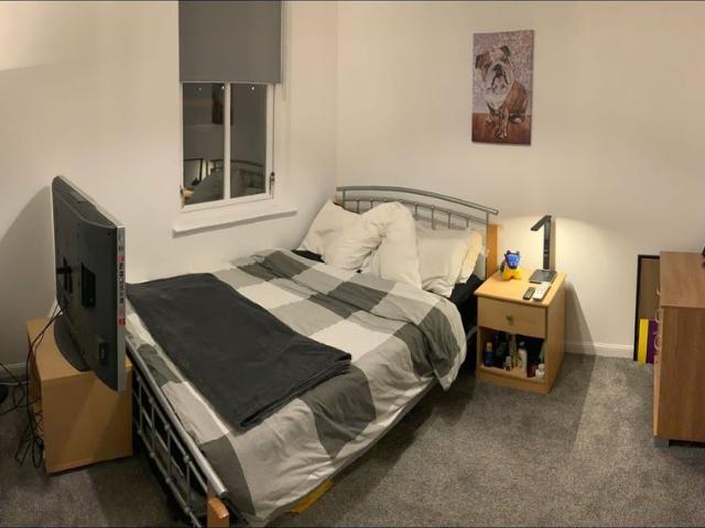3 Bed Flat, Sauchiehall St, G3