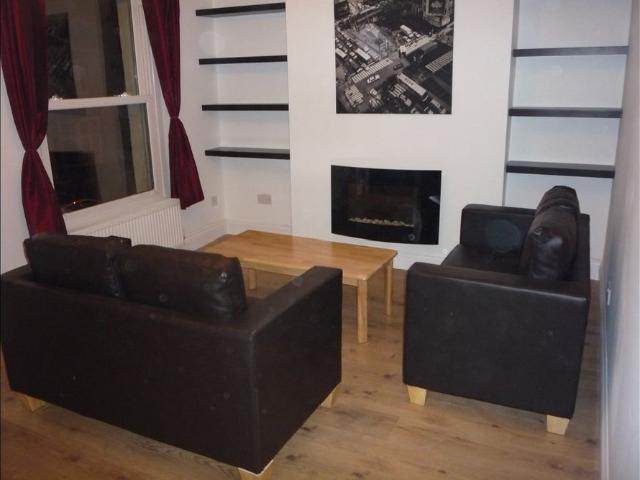 3 Bed Flat, Shardeloes Road, SE14