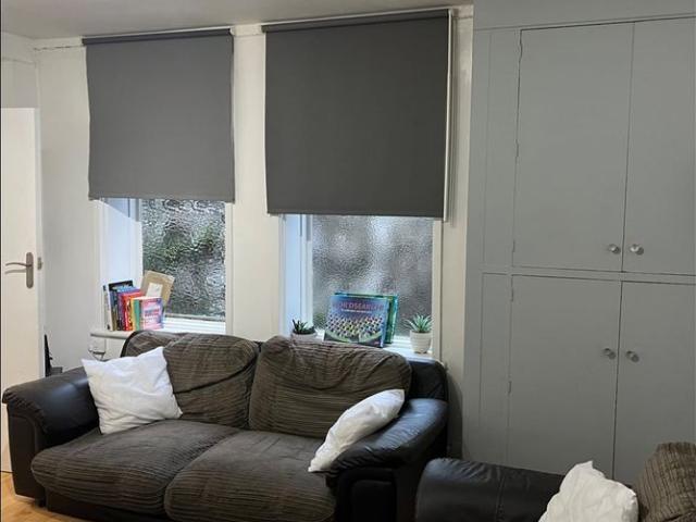 3 Bed Flat, Shaw Lane, LS6