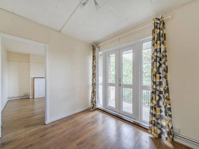 3 Bed Flat, Sheenewood, SE26