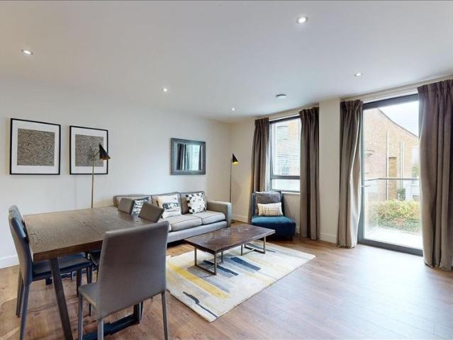 3 Bed Flat, Twyne House, E1