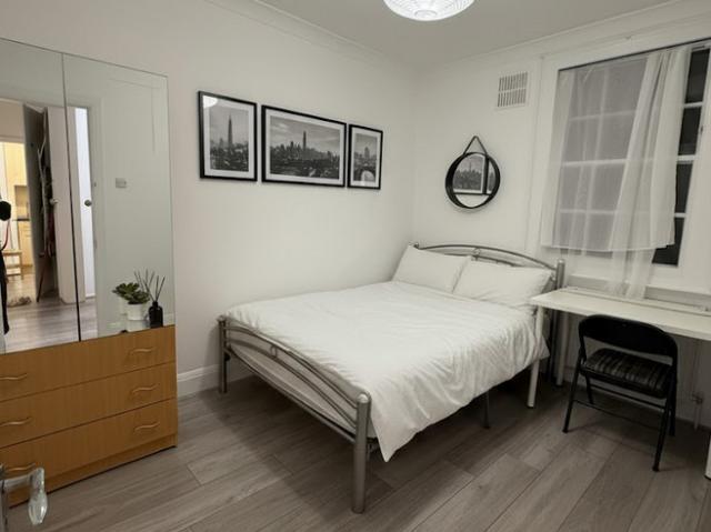 3 bed Flat To Let