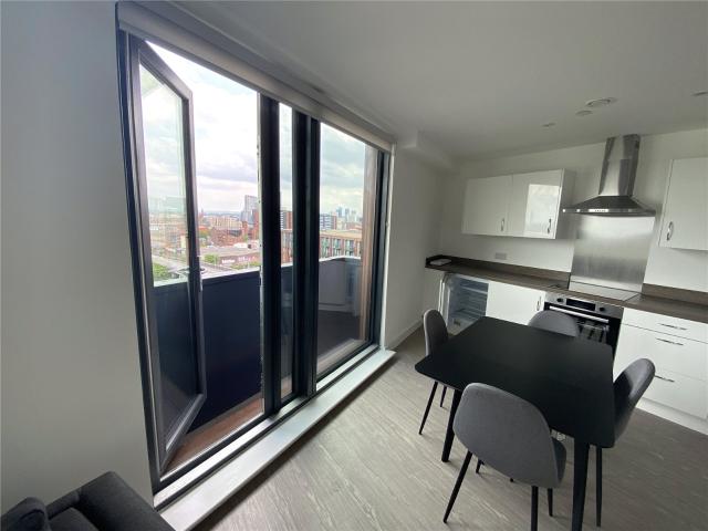 3 bed flat to let in Manchester