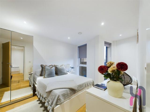3 bed flat to let in Manchester
