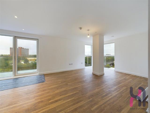 3 bed flat to let in Manchester