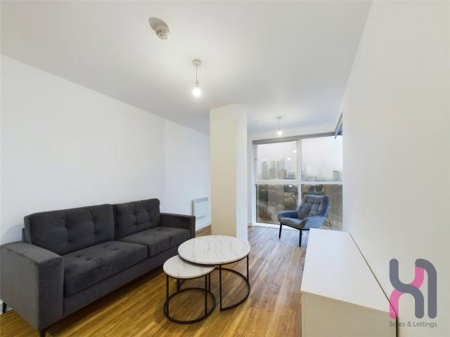 3 bed flat to let in Manchester