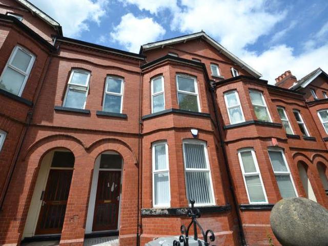3 bed flat to rent