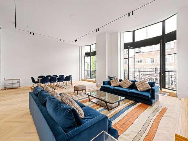3 bed flat to rent