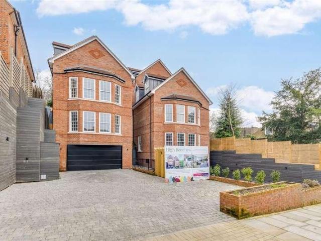 3 bed flat to rent