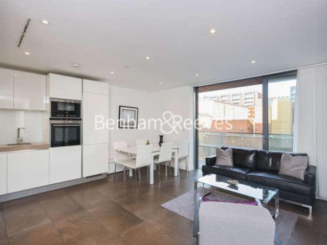 3 bed flat to rent