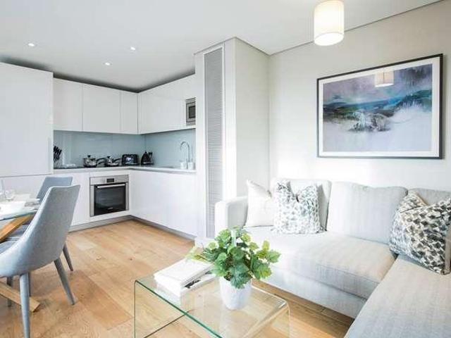 3 bed flat to rent