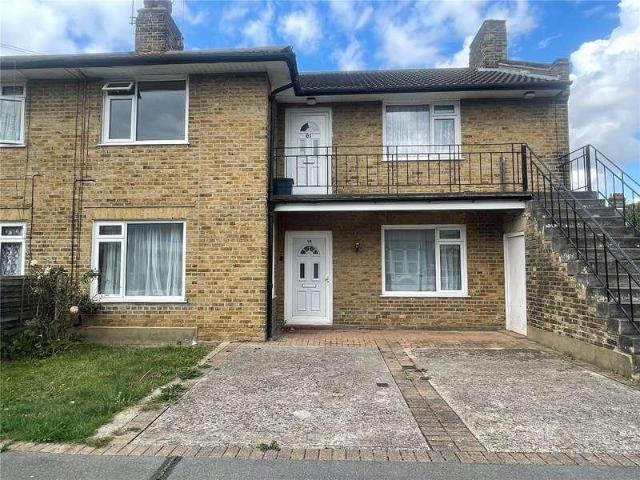 3 bed flat to rent