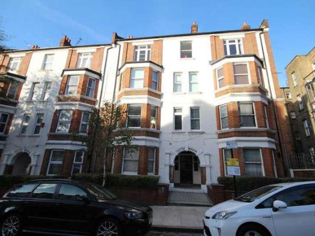 3 bed flat to rent