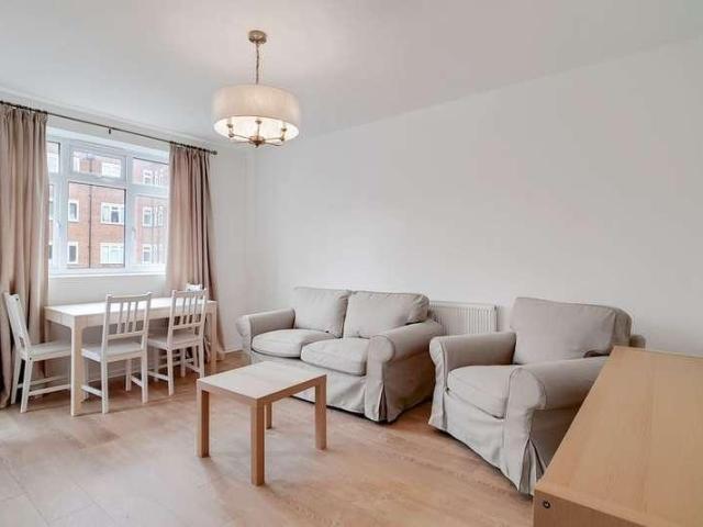 3 bed flat to rent