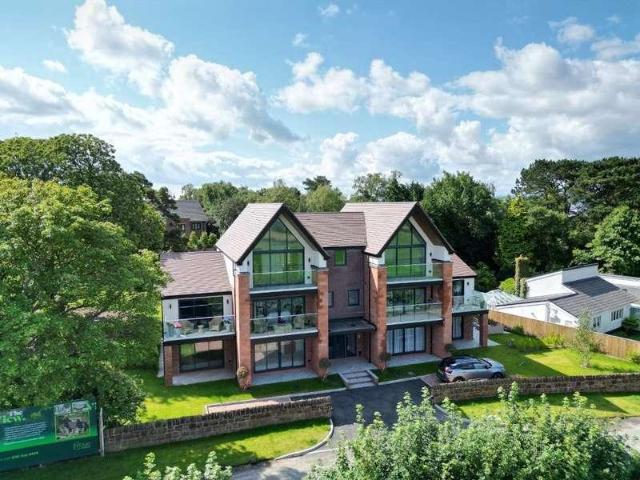 3 bed flat to rent