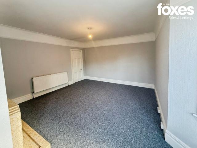 3 bed flat to rent in Belle Vue Road, Bournemouth, Dorset, BH6 3AH
