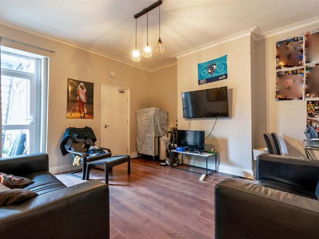 3 bed flat to rent in Forsyth Road, Newcastle Upon Tyne, NE2