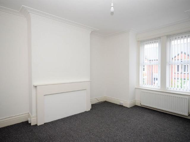 3 bed flat to rent in Wellesley Street, Jarrow, NE32