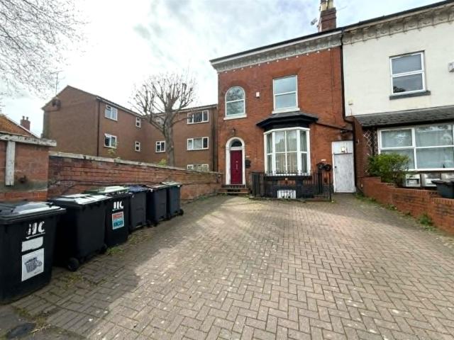 3 bed flat to rent in Trafalgar Road, Birmingham, B13