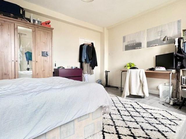 3 Bed Flat, Torbay Court, NW1