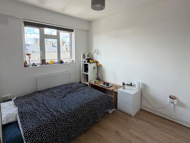 3 Bed Flat, Trafalgar House, SE17