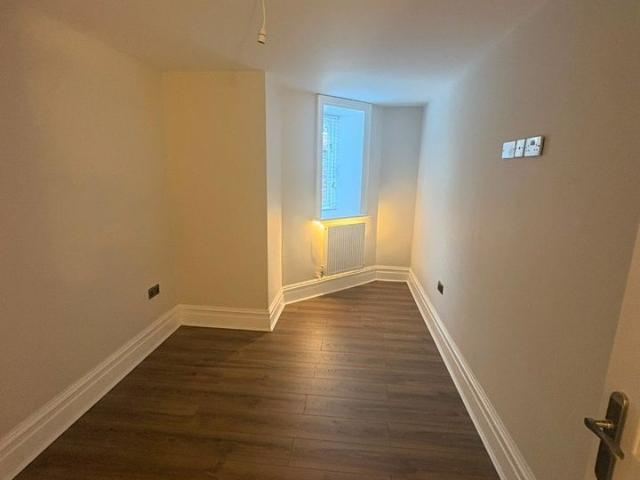 3 Bed Flat, Ullet Road, L8