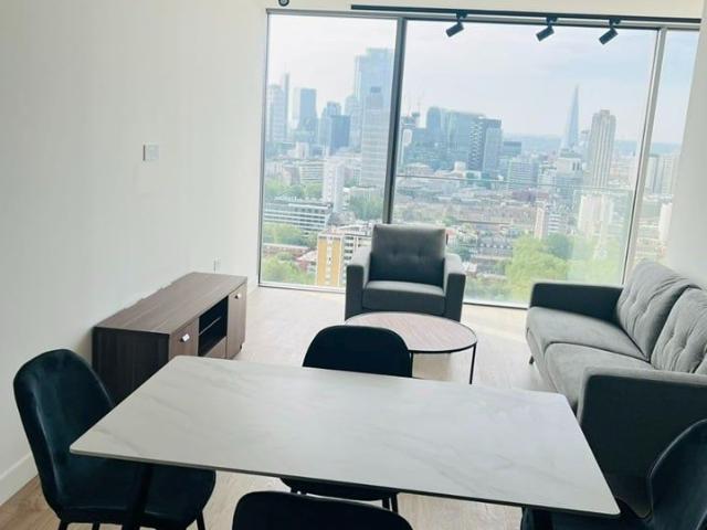 3 Bed Flat, Valencia Tower, EC1V