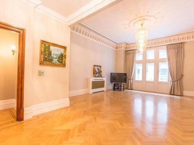 3 Bed Flat, Whitehall Court, SW1A