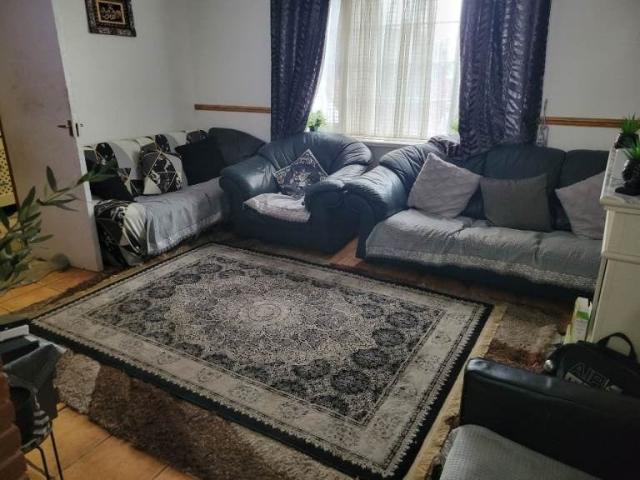 3 bed flat with all bills included at BS14