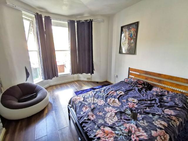 3 Bed Flat, Withington Road, M16