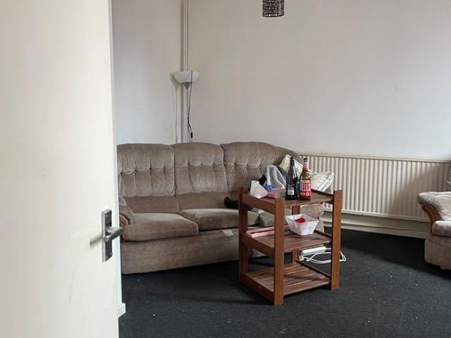 3 Bed Flat, Woodsley Road, LS3