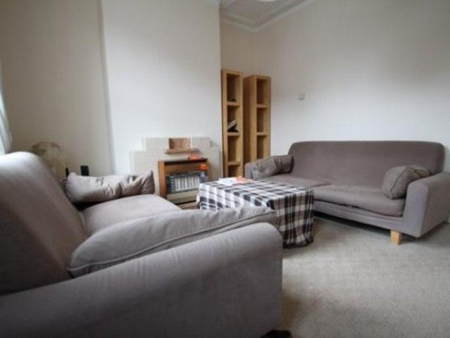 3 Bed Homely 3 Bedroom House, Crookesmoor