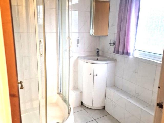 3 Bed house