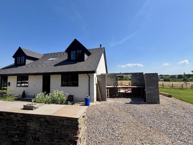 3 bed House To Let